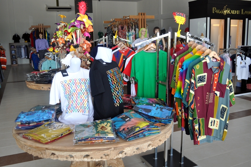 GOLDEN FACTORY OUTLET - BATAM: 2012