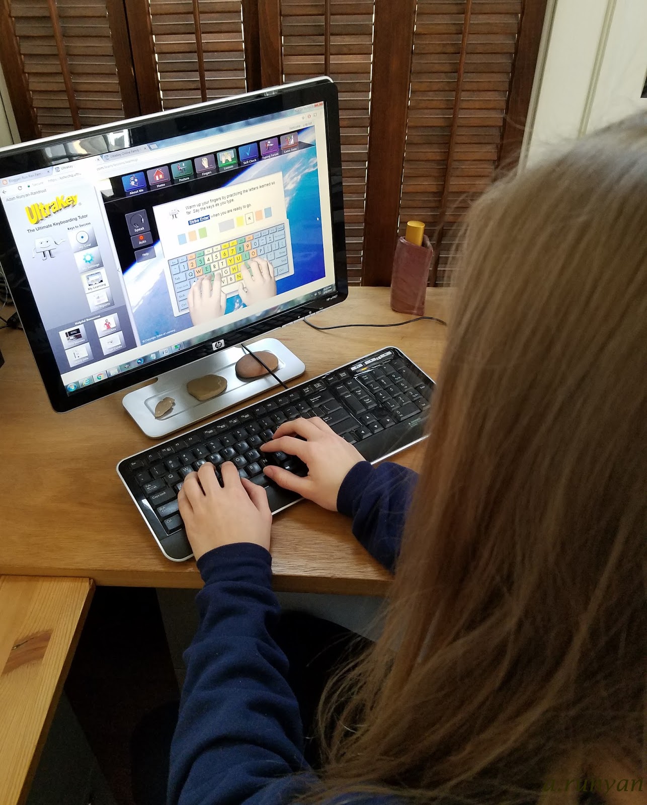 Run Ran Fam: Improving A Communication Skill - A Review of Ultrakey Online