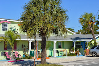 On the Road with Bill, Bunky and the Booze: Low-Key Hideaway, Cedar Key, FL