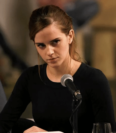 The Look Your Friend Gives When You Talk To Your Crush Gif Picture Mania the-look-your-friend-gives-when-you-talk-to-your-crush-gif-picture-mania