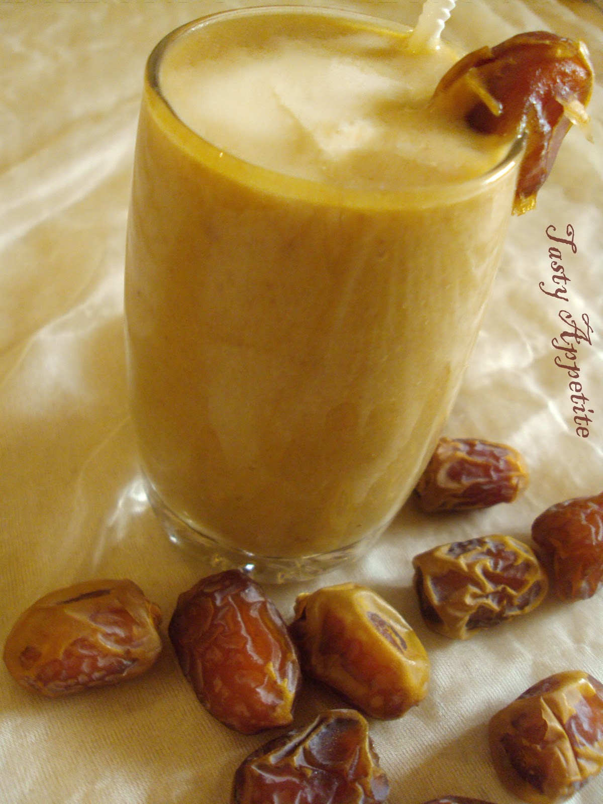 Dates Milkshake Recipe ~ Special Recipes