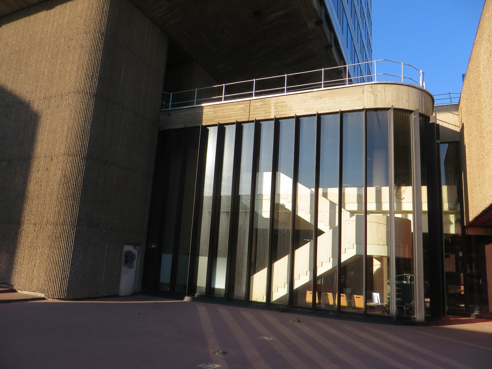 EntreVoir: Cergy-Préfecture