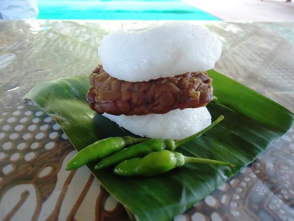 Warung Jadah Tempe Mbah Carik Kaliurang, Jadah Tempe Khas Jogja ...