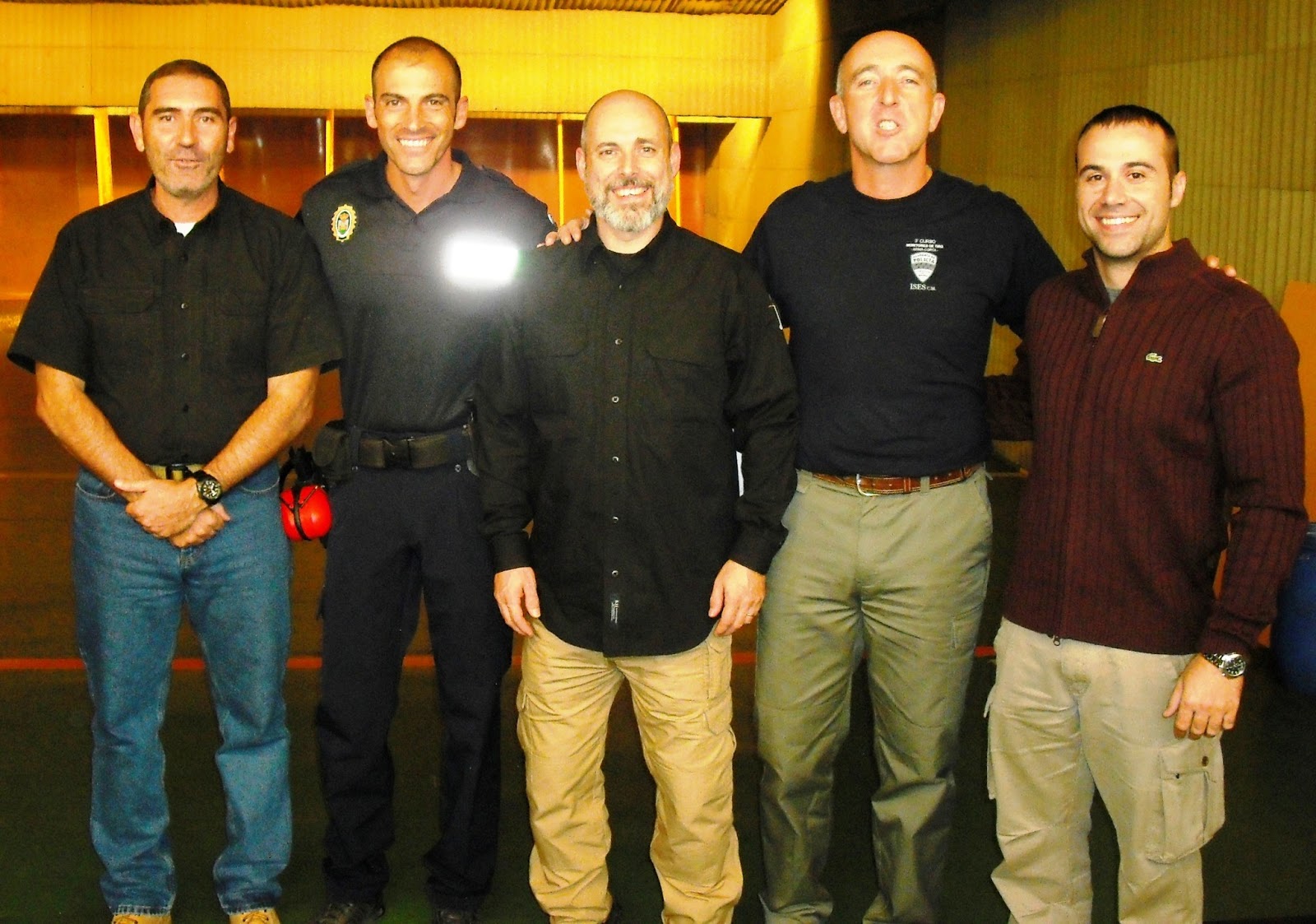 CURSO DE INSTRUCTOR DE TIRO POLICIAL DE LA ACADEMIA DE POLICÍA DE LA ...