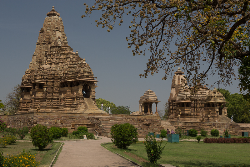 Elmo ihmeellisessä Intiassa: Kama Sutra