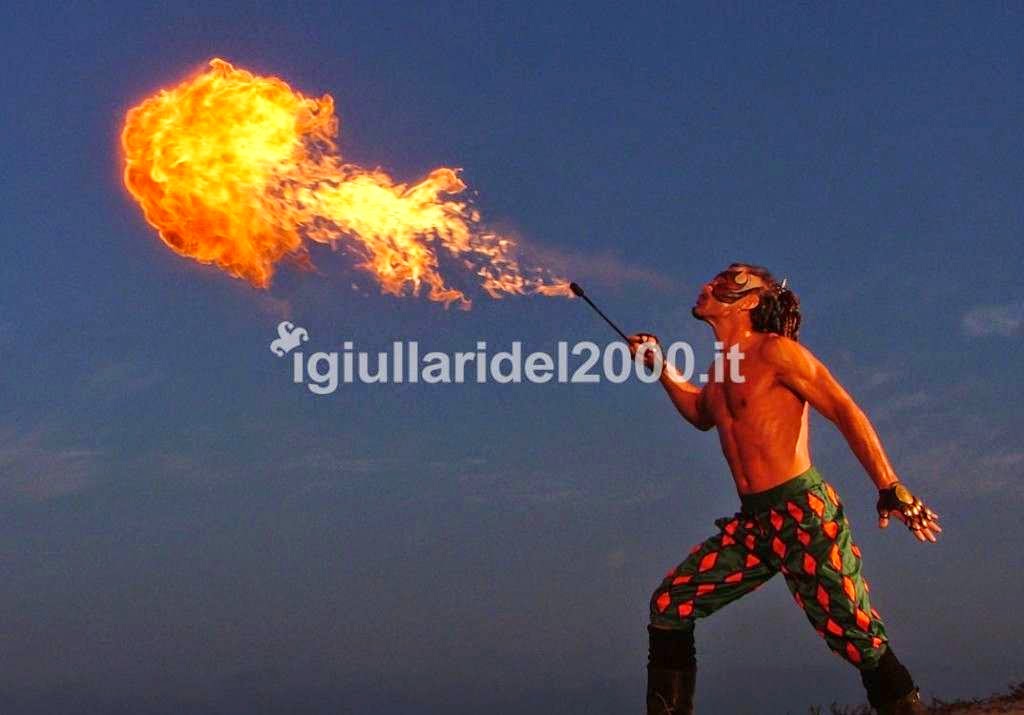 I Giullari Del 2000: I RE DEL FUOCO!