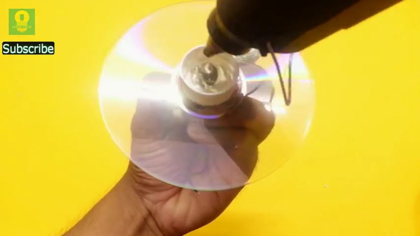 Membuat Charger Hp Tanpa Listrik | SWAKARYA (DO IT YOUR SELF)