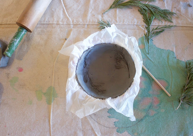 Purple Twig: Ceramic Bowls Using Nature