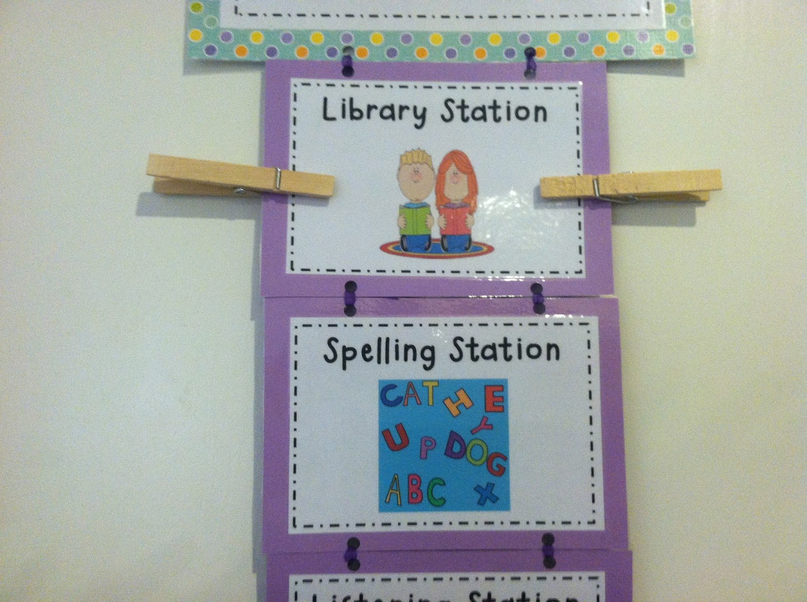 Team J's Second Grade Fun: New Literacy Station Signs