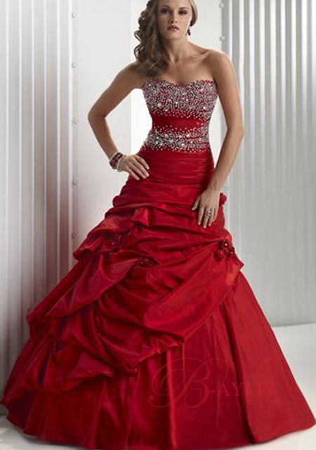 robes de mariage,robes de soirée et décoration: Robe de bal rouge
