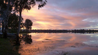 Denise and Barry's Caravan Travels: Wuruma Dam/Tannum Sands