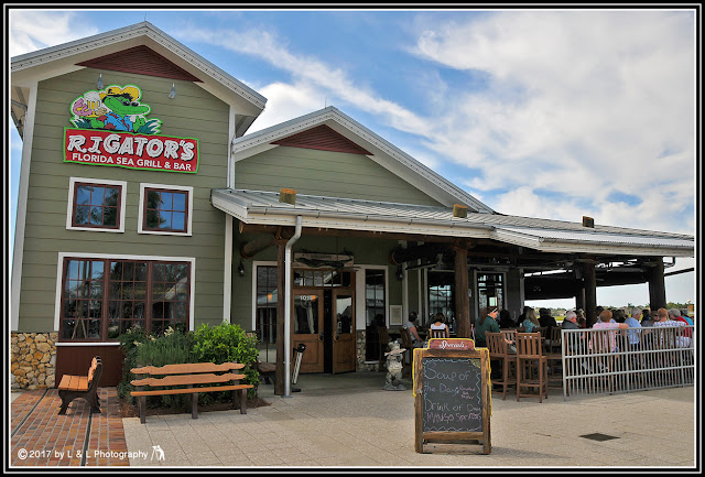 The Villages (Florida) Photos: RJ Gators Restaurant - Lake Sumter Landing