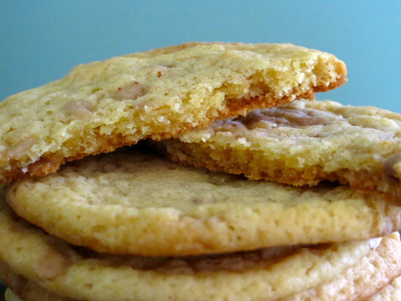 Alissamay's: Hershey's Brickle Drop Cookies