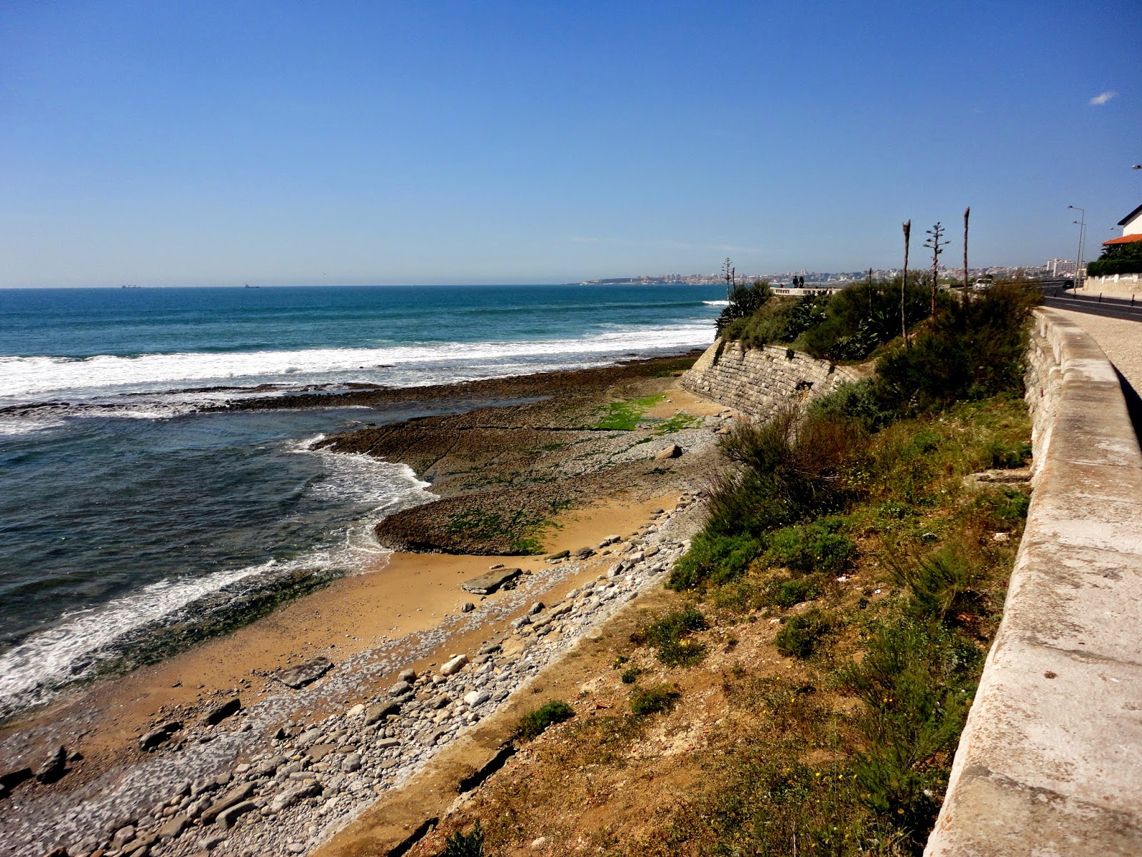 RECOMEÇO...: ESPREITANDO CASCAIS DA PRAIA DA PAREDE (LISBOA/PORTUGAL)