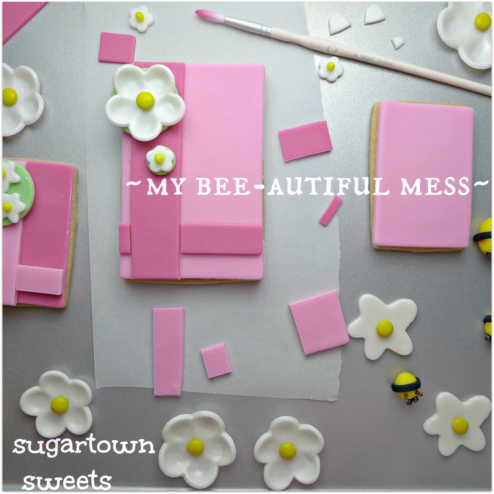 Sugartown Sweets: Buzzing With Cuteness Bee Day Cookies!