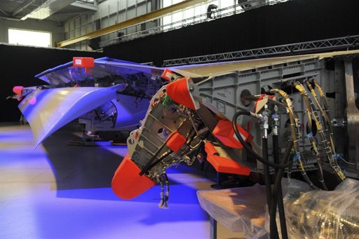 A350 XWB News: First flying A350 XWB wings showed in Bremen. Being ...