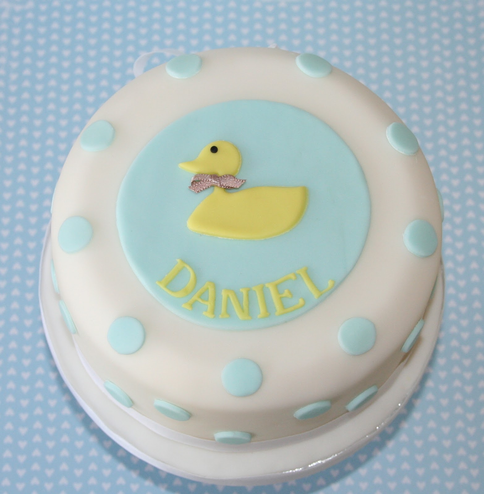 Lemon Tree Bakery: Duck and polka dots for Baby Daniel