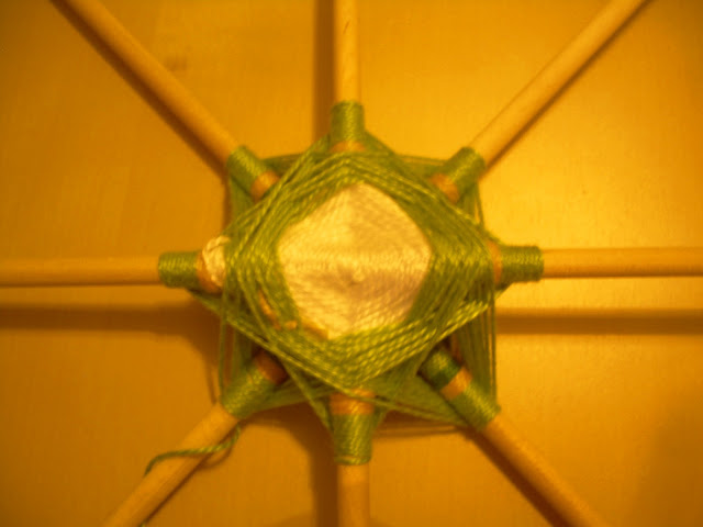 Mandala: How to Weave a Mandala