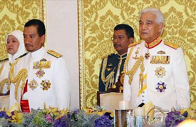 WARISAN RAJA & PERMAISURI MELAYU: Jubli Perak Pemerintahan Sultan Azlan ...