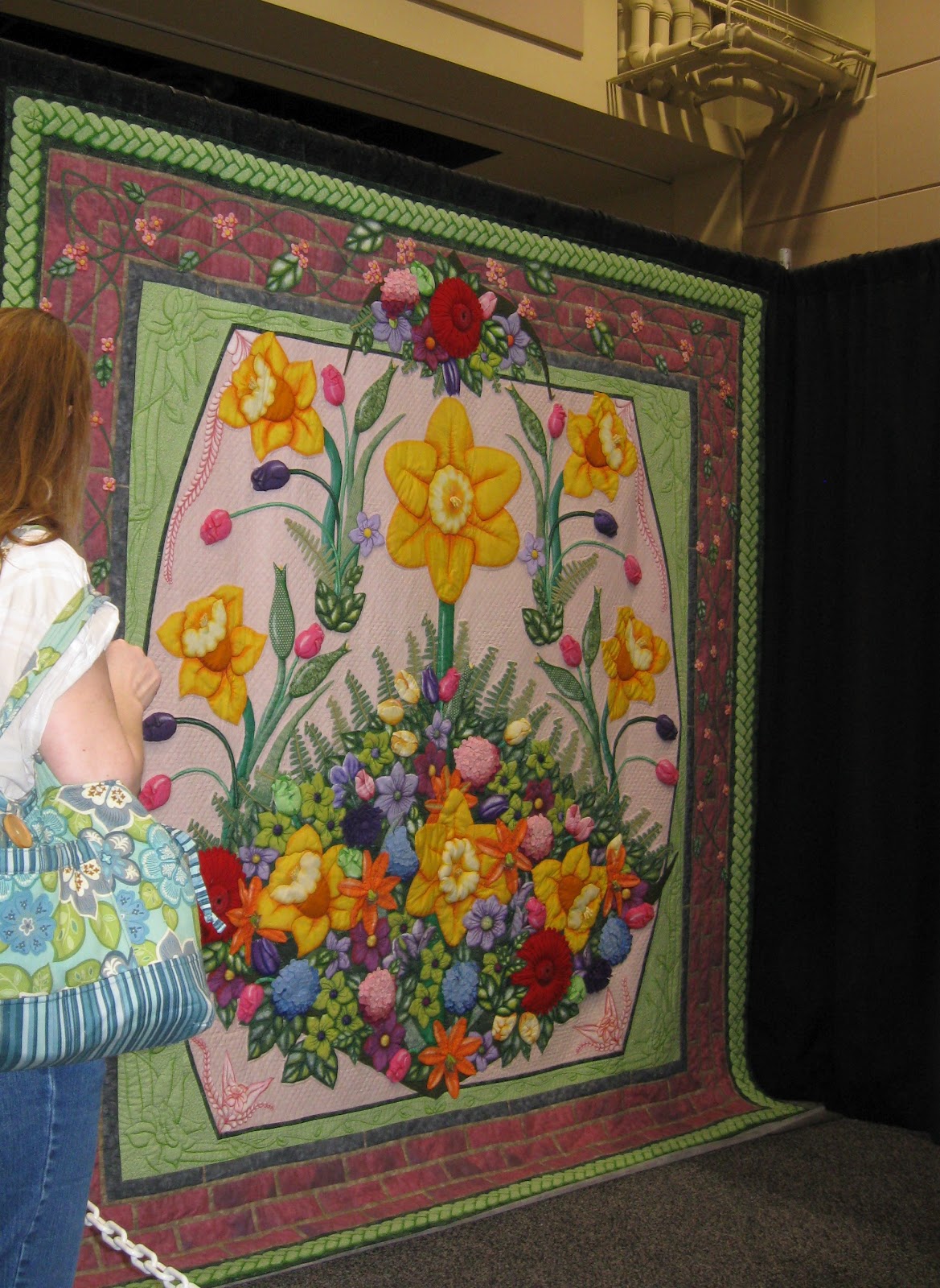 QUILTGAL: More Photos of the Quilt Show