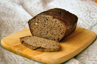 Širšių lizdas: Naminė juoda duona