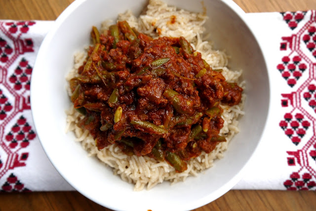 Bint Rhoda's Kitchen: Stewed Green Beans, or Fassoulia