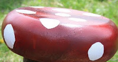Make Toadstools For The Garden | Find My DIY