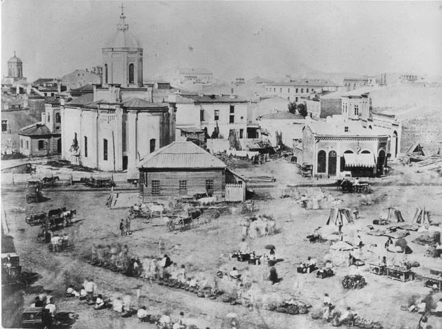 Turist în București: Strada Caldarari si str. Sepcari - Centrul Vechi ...