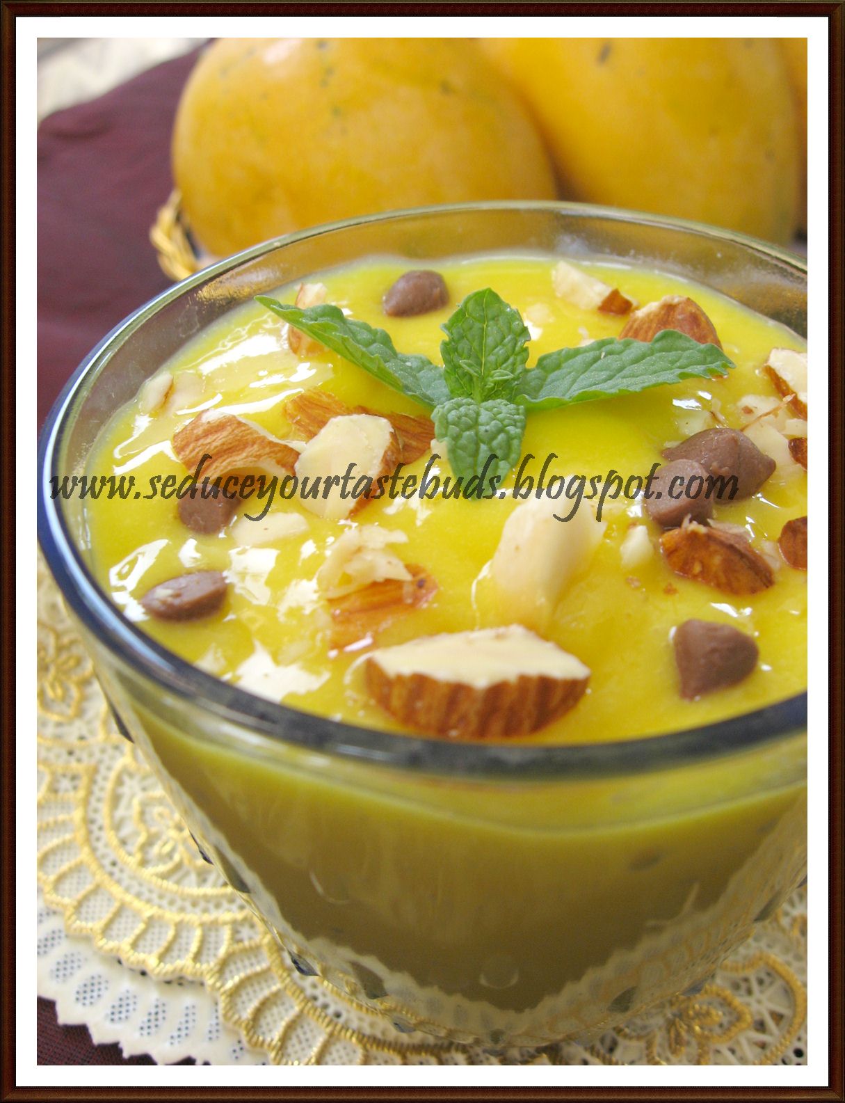 Seduce Your Tastebuds...: Mango Almond Shake