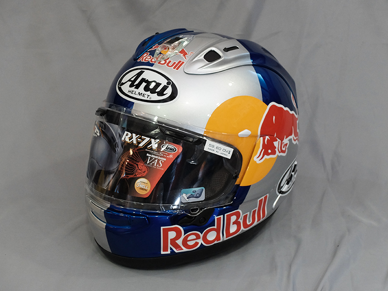 Racing Helmets Garage: Arai RX-7X (RX-7V) "Red Bull" by Yuhiro&M Designs