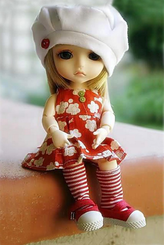 Doll girl alone sad cute innocent | nineimages