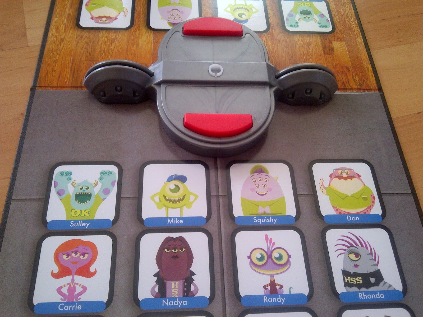 Spin Master Monsters University - Who's Behind The Door Game Review ...