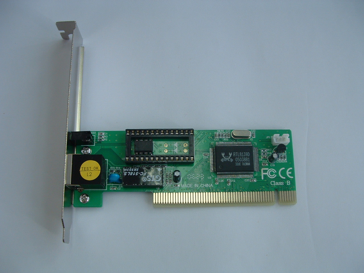 Membedakan slot PCI, AGP, dan PCIe (Expansion Slot)