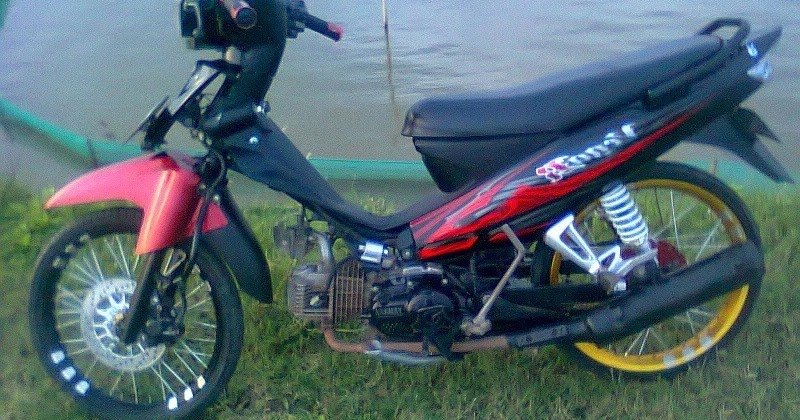 Modifikasi Vega R New Merah Marun : Gambar Modifikasi Motor Vega Zr ...