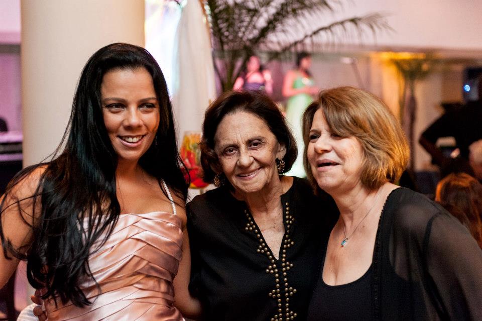 Amanda Accioli (Amandica Indica!) recebe 27o Prêmio Magnífico ...