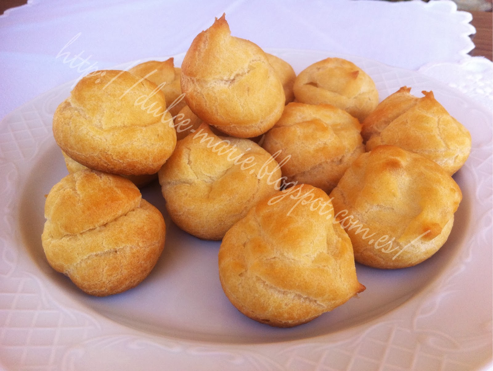 Dulce Marie: Pasta choux o profiteroles con crema pastelera de vainilla