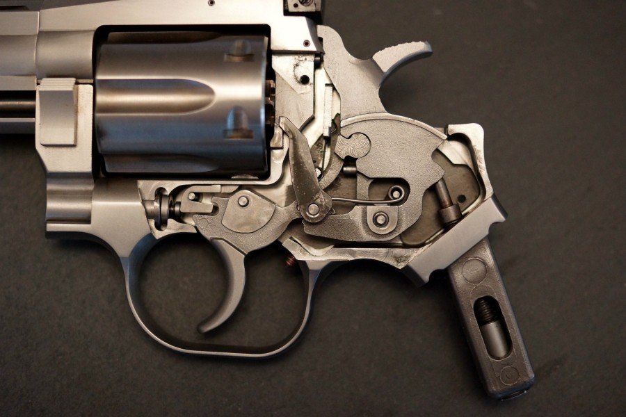 Revólver Dan Wesson Mod.715 | Armas de Fuego