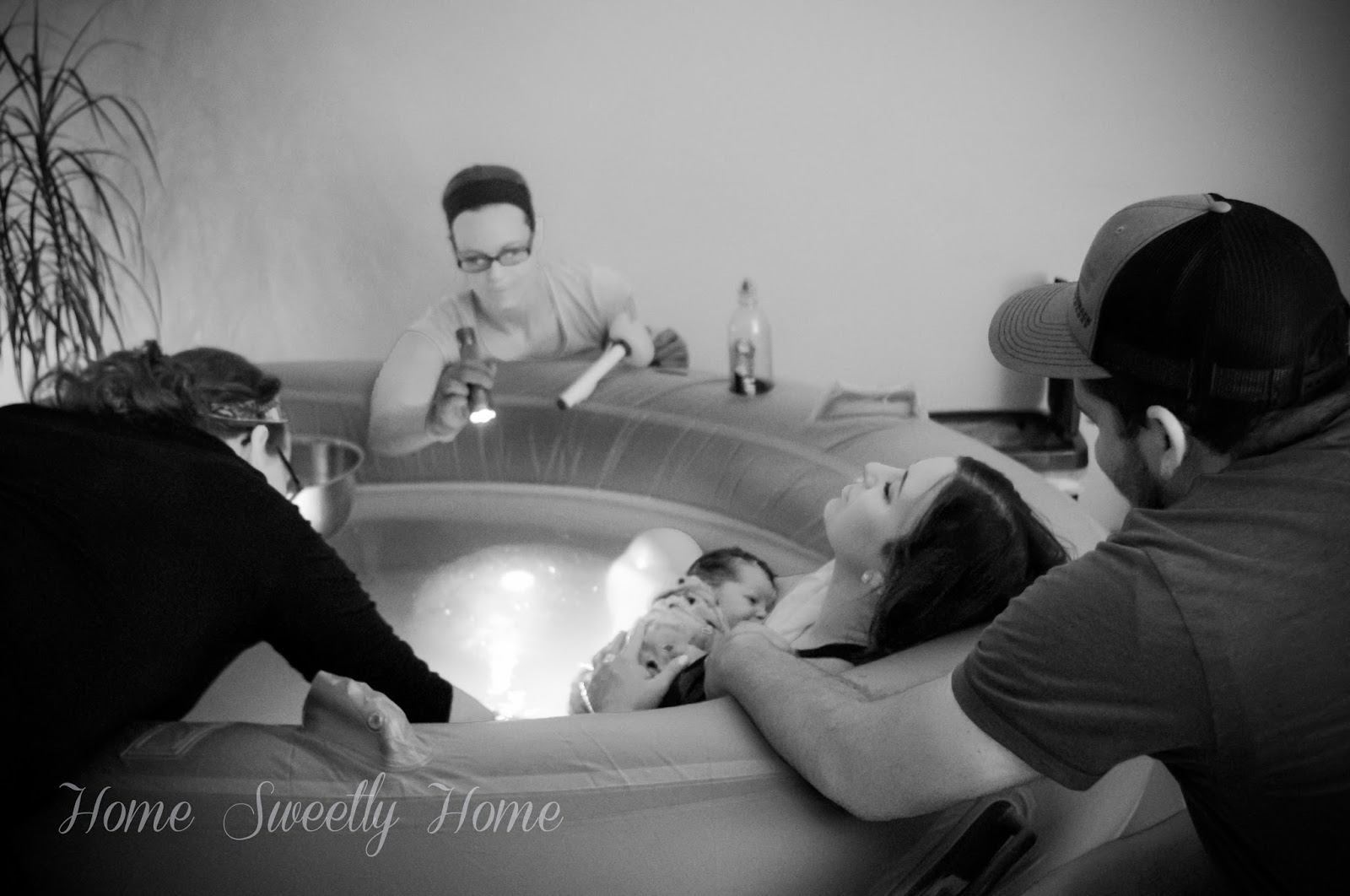 Home Sweetly Home: Photography Sneak Peek ~ Birth of Baby Bo