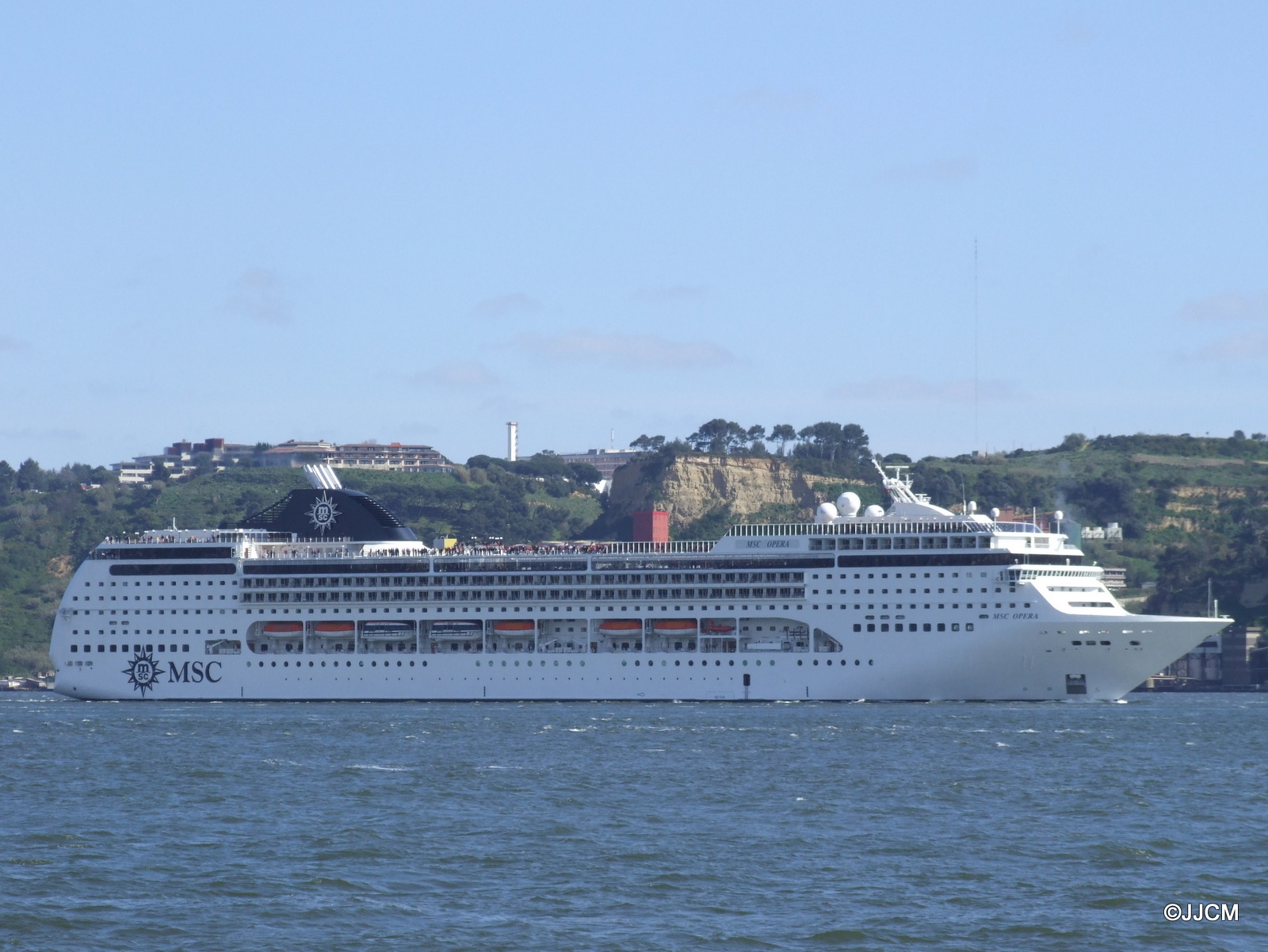 BARCOS+NAVIOS: MSC OPERA