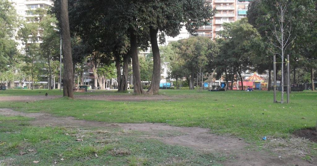 Camino Inicial: Recorrido por Parque Rivadavia