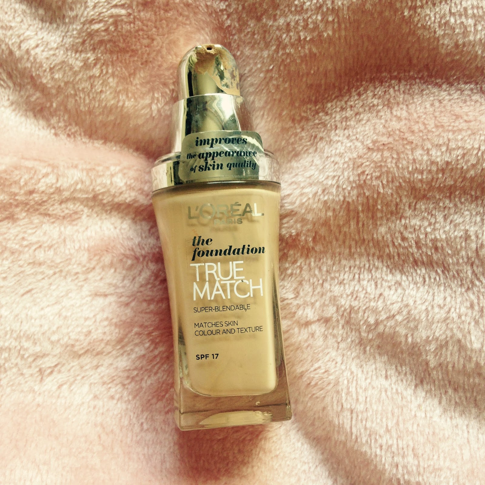 Jodi Roche Makeup: My Makeup Collection: Foundations