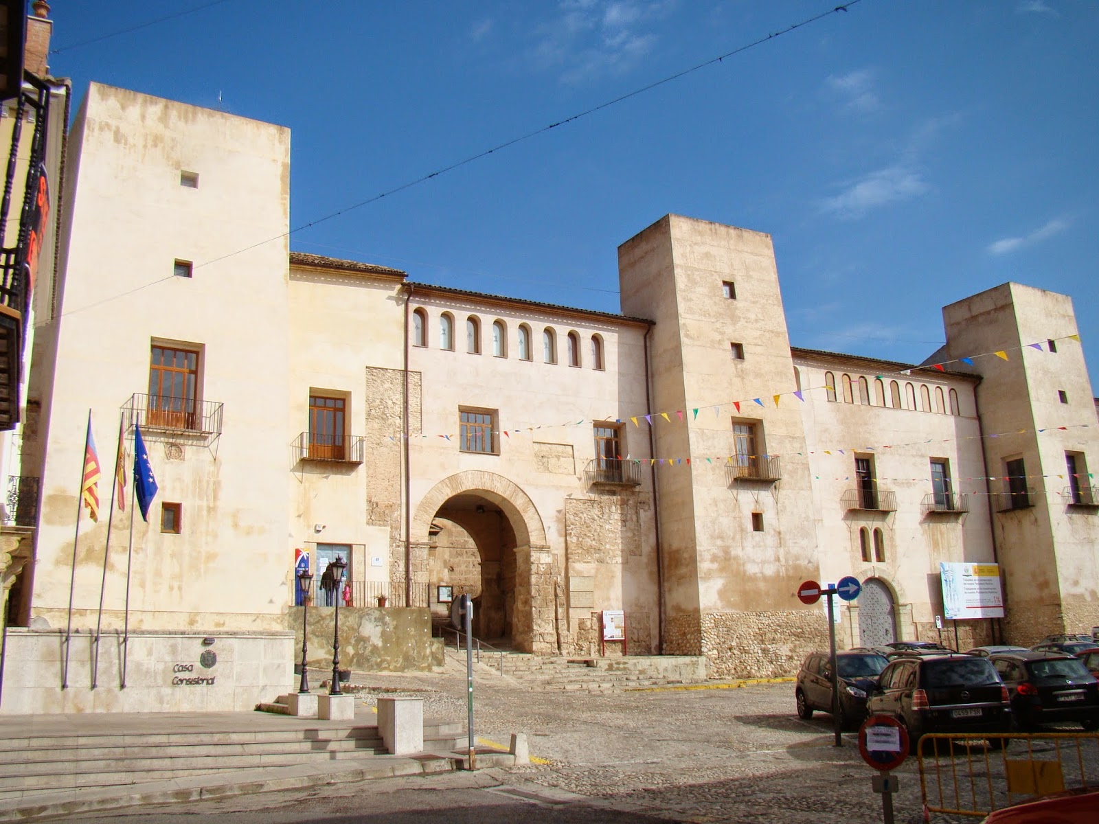 Castillos Españoles: CASTILLO-PALACIO DE LOS MILÁ Y ARAGÓN - ALBAIDA ...