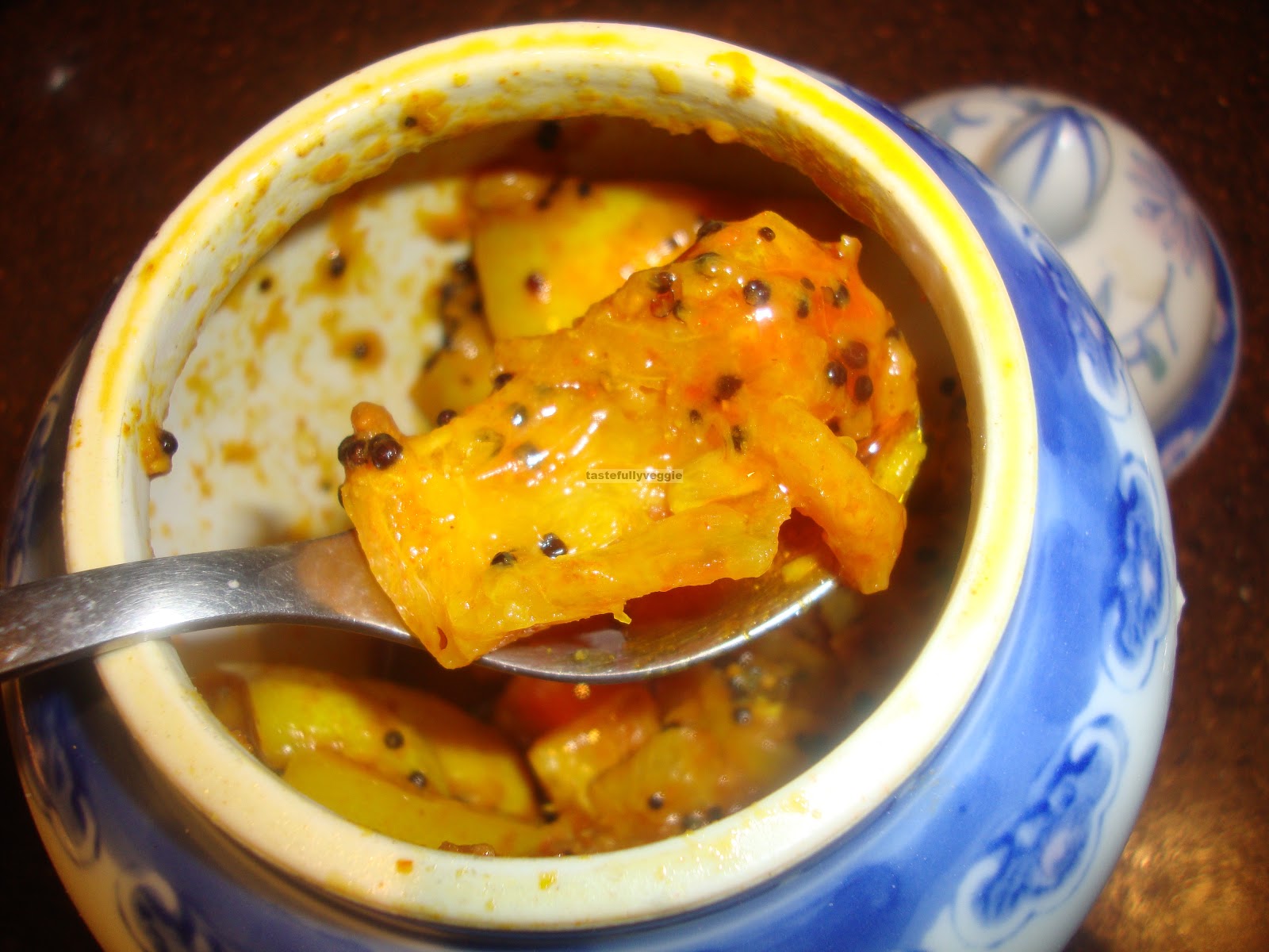 Tastefully Veggie ...: Lemon Pickle