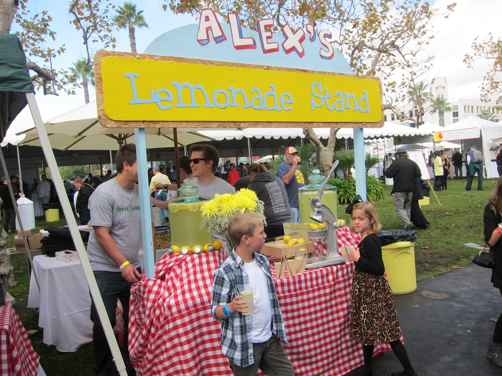 Gourmet Pigs: LA Loves Alex's Lemonade Returns Sept 29