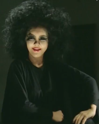 Just A review From me: [MOVIE] Pengabdi Setan (1980) Review