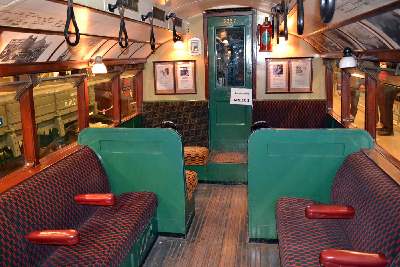 British Diesels and Electrics: London Underground Standard Stock / 1923 ...