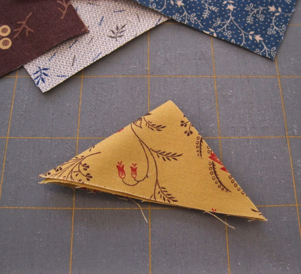 A Sentimental Quilter: Prairie Points Tutorial