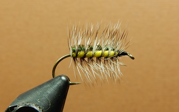 Flytying: New and Old: Crackleback