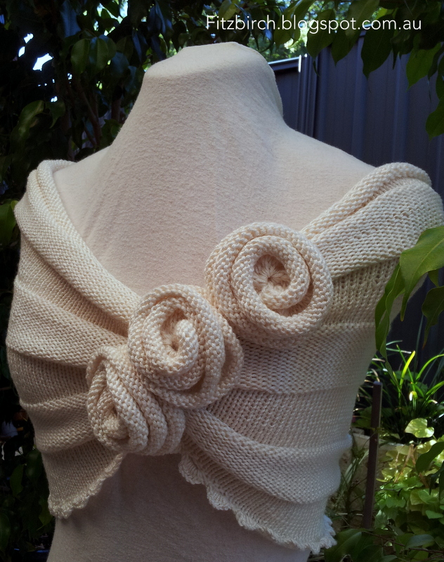 Ergahandmade: Knit Shawl With Roses ( Summer Rose Capelet ) + Free ...
