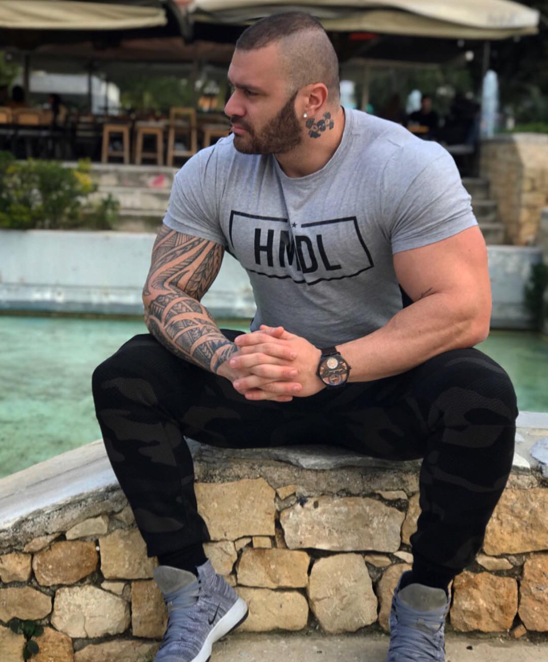 Muscle Lover: Greek muscle hunk Nikolas Michaloglou